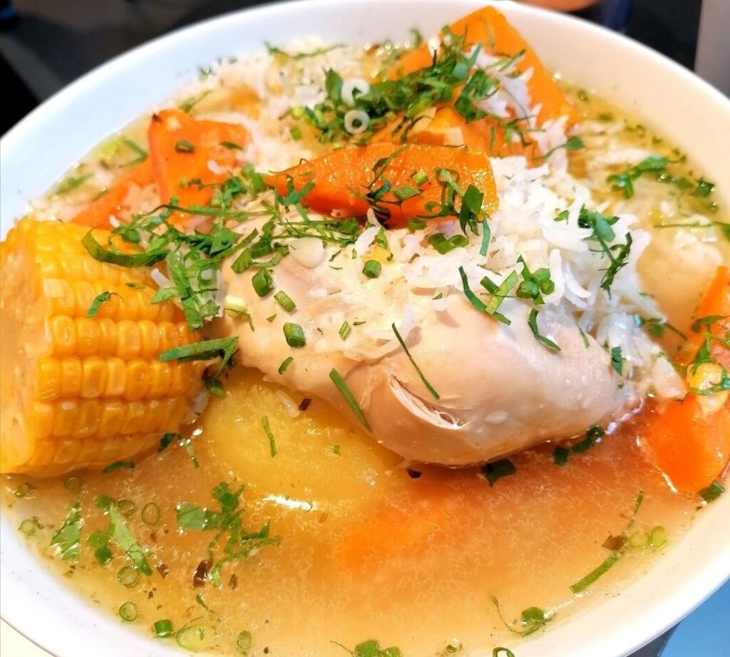 ¿Cómo hacer de cazuela de pollo? Fácil y Rica