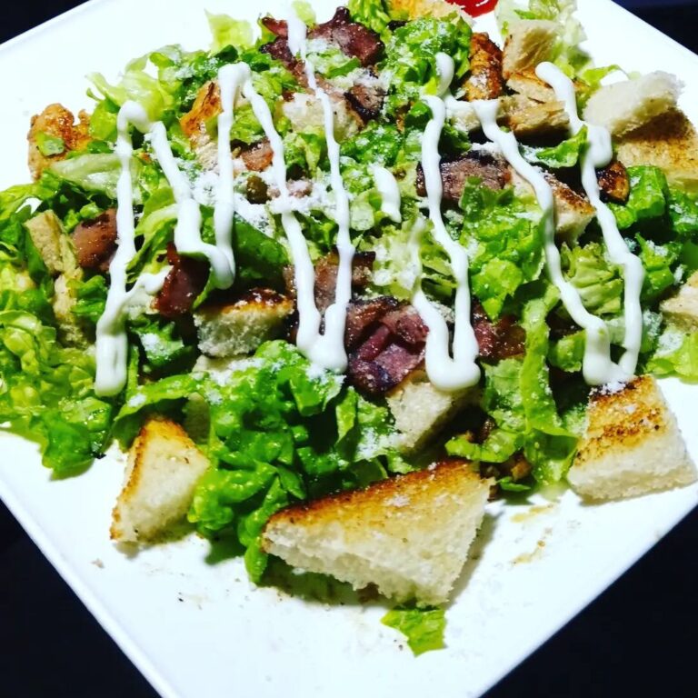 Receta de la ensalada César ¡Saludable y Fácil!