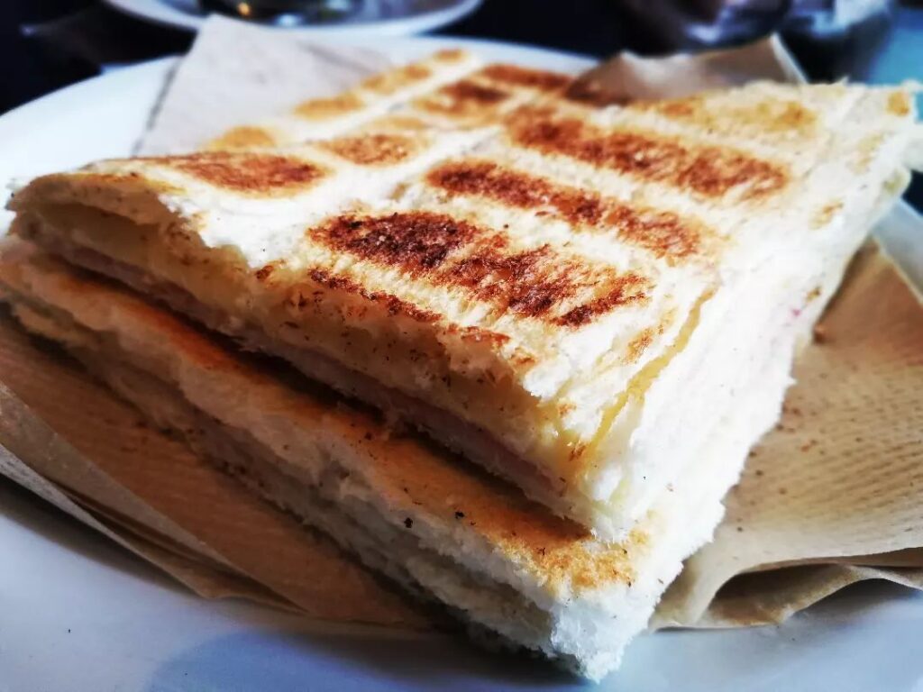 Receta de empanadas cordobesas típica de Argentina Fácil + barata